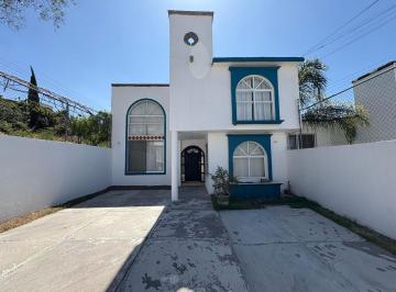 10 Casas con área de lavado y 3 recámaras en venta en Residencial ...