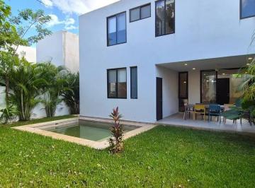 6 Casas albercas en Parque Central, Mérida - Inmuebles24